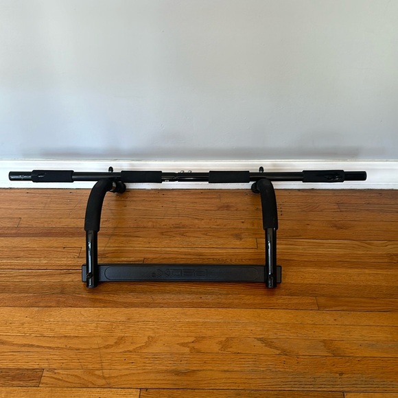 Other | Gently Used Pull Up Bar For Wall Doorwayceiling Slight Tear On ...